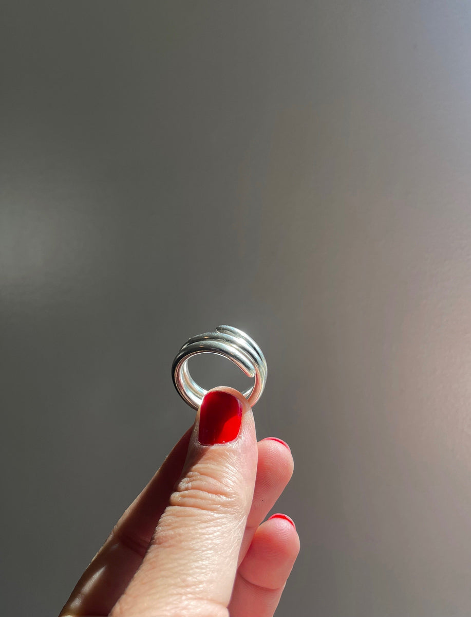 Large Coil Ring – Sierra Keylin